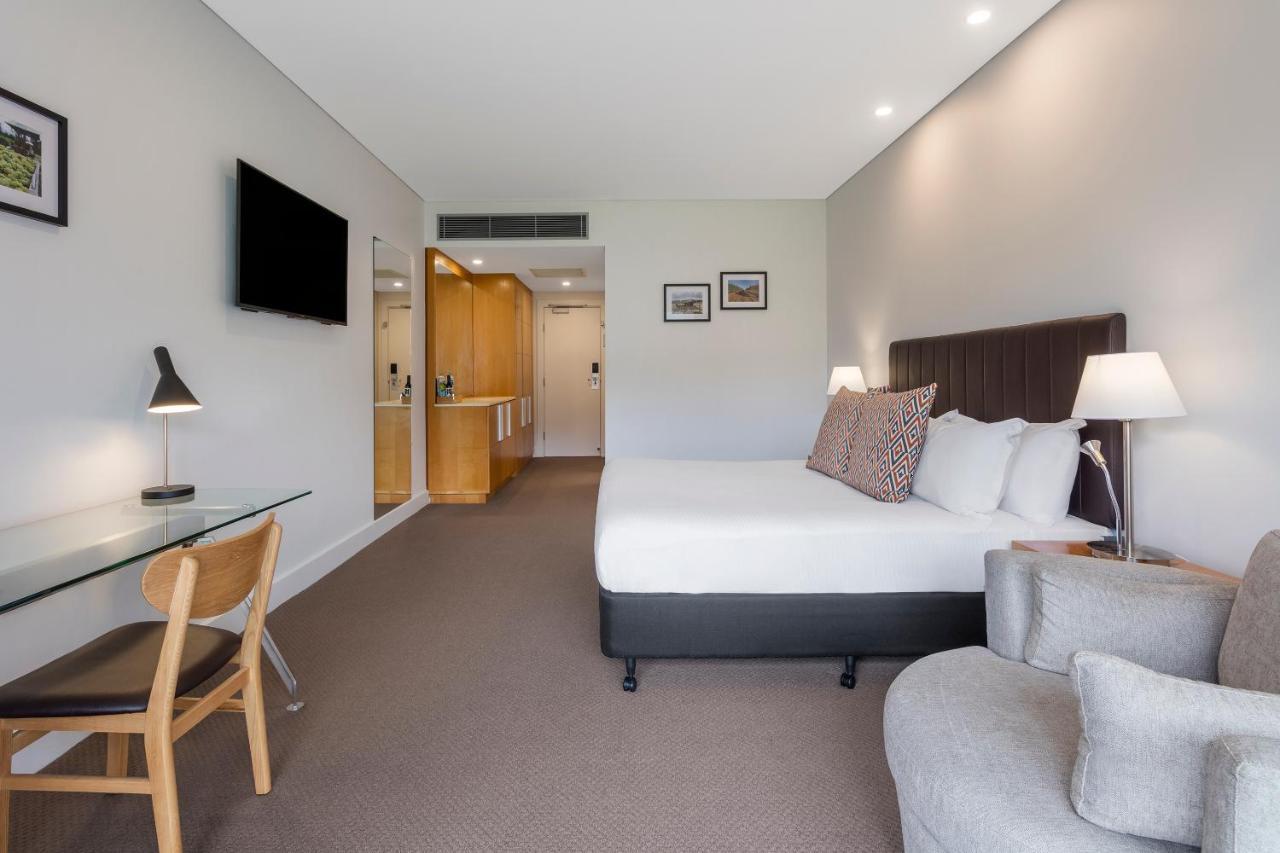 HOTEL CROWNE PLAZA HUNTER VALLEY | ⋆⋆⋆⋆ | LOVEDALE, AUSTRALIA | SEASON ...